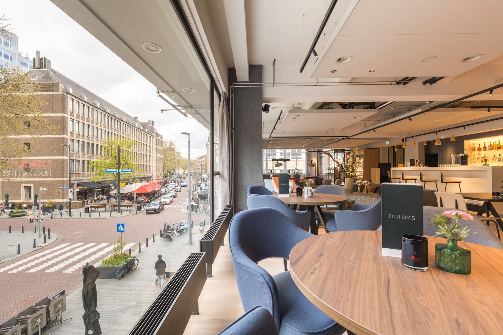 Postillion Hotels • Meet, work, stay.